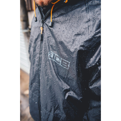 Toolmonkey - JCB Black Waterproof Two Piece Rain Suit: Unbeatable Rain Protection